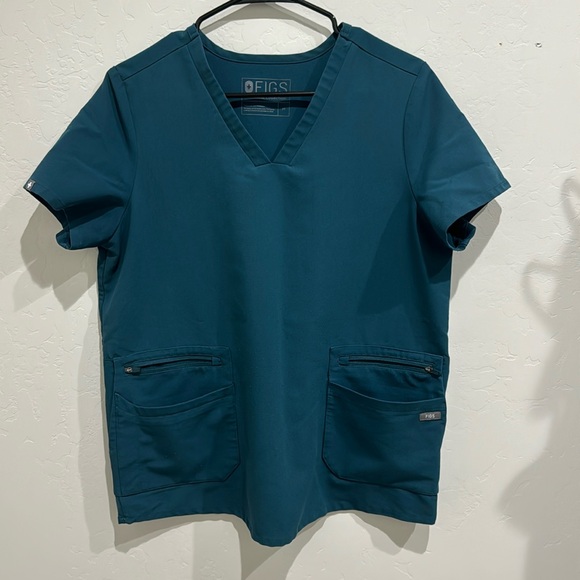 Figs | Shirts | Figs Scrub Top | Poshmark